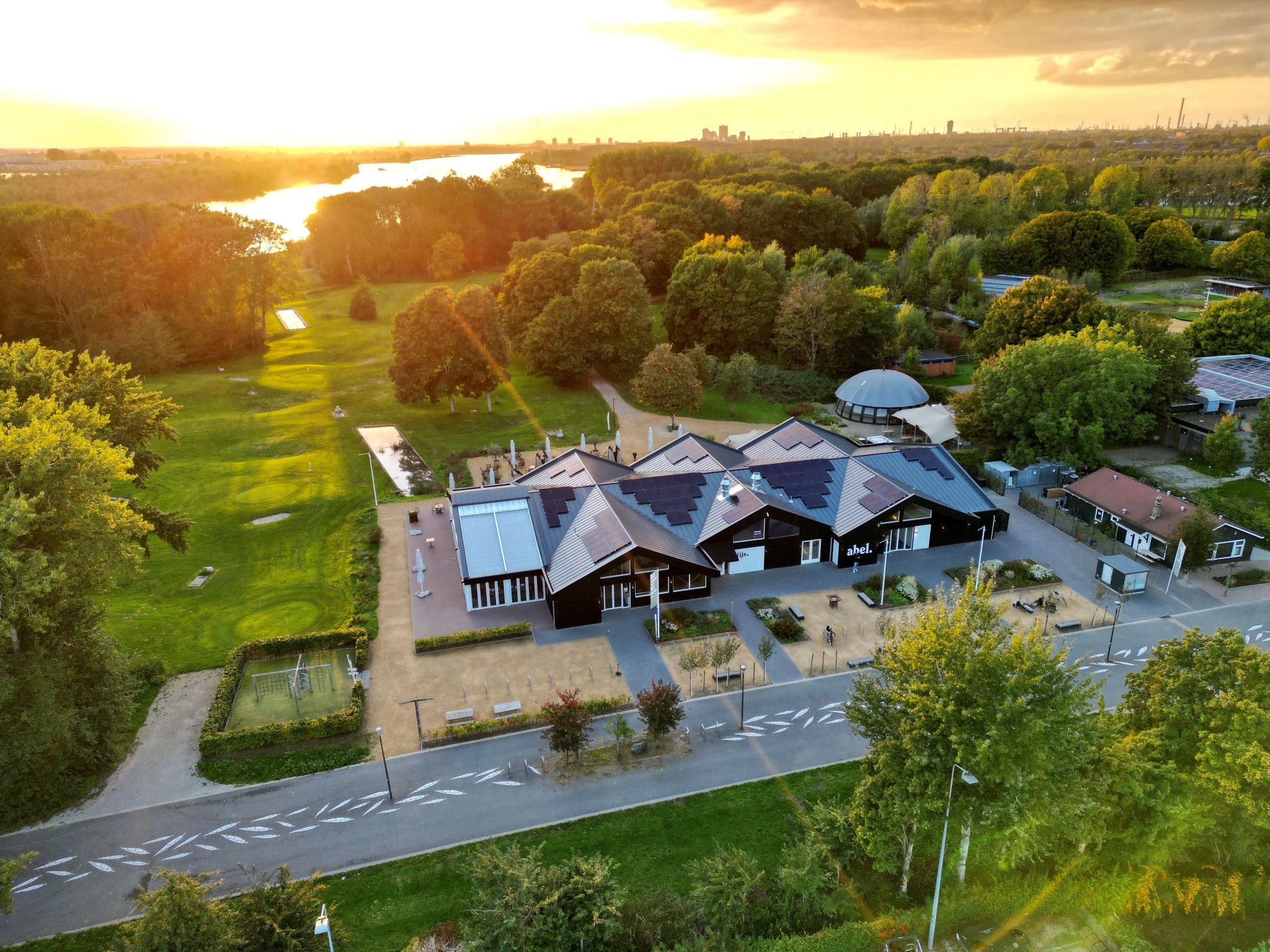 Trouwlocatie Abel. Grand café restaurant in Poortugaal ...
