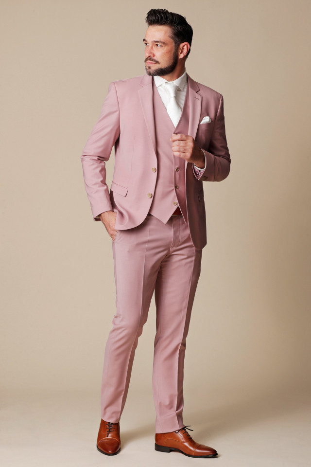 Herenmodezaak New Bassy's Fashion in Rotterdam | ThePerfectWedding.nl