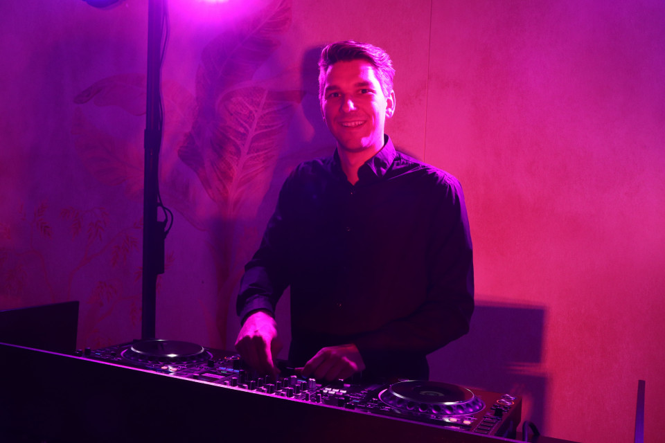 Band/DJ JSL Audio in Zevenhuizen | ThePerfectWedding.nl