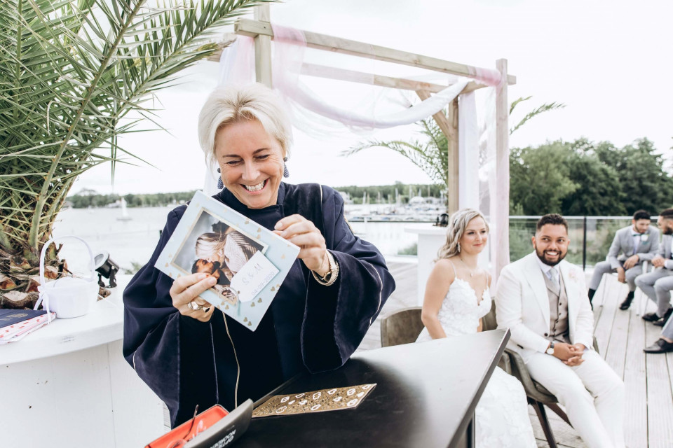 Trouwambtenaar Calista van Haastert in Groningen | ThePerfectWedding.nl