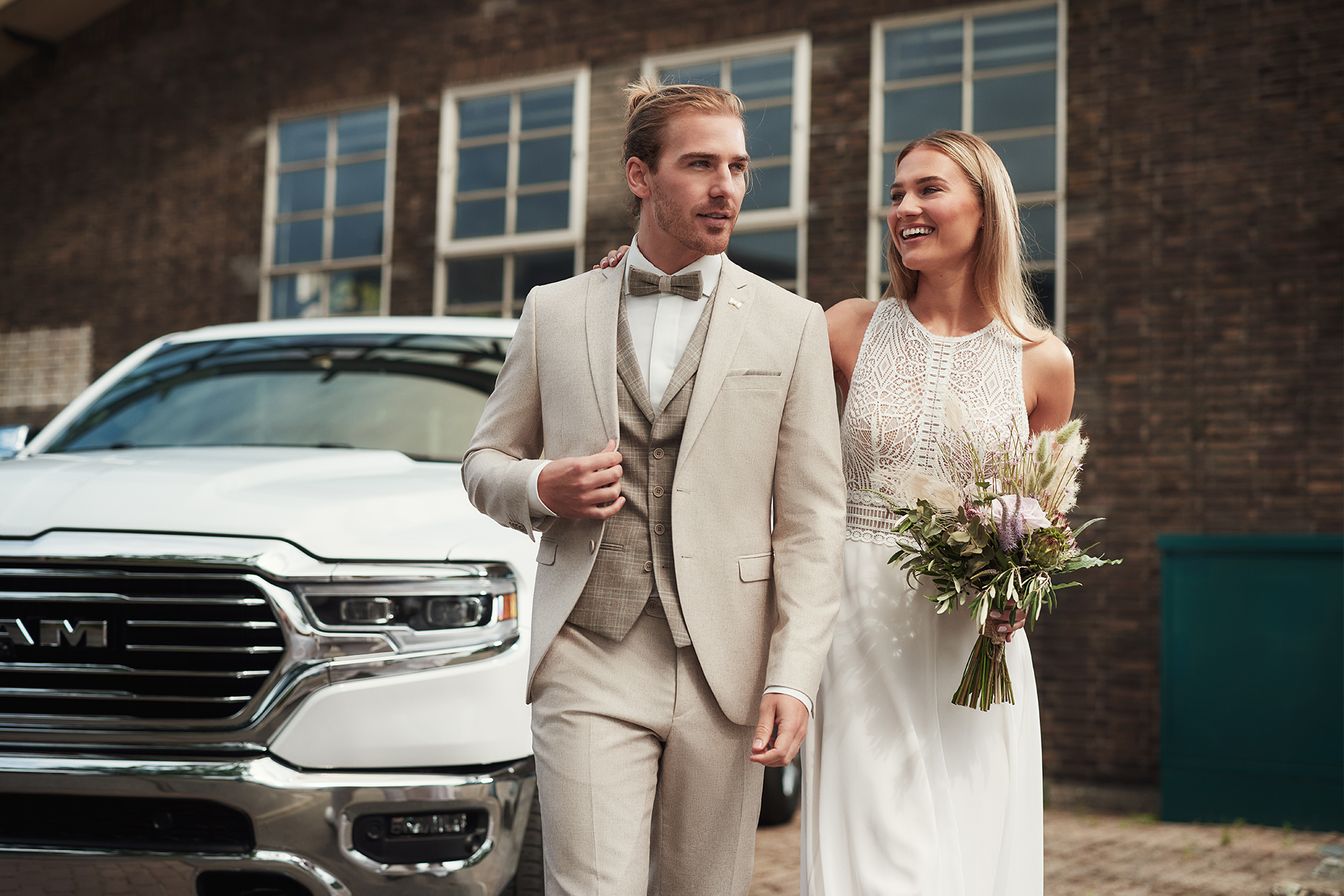 Trouwpakken van Immediate voor de bruidegom die wil verrassen ...