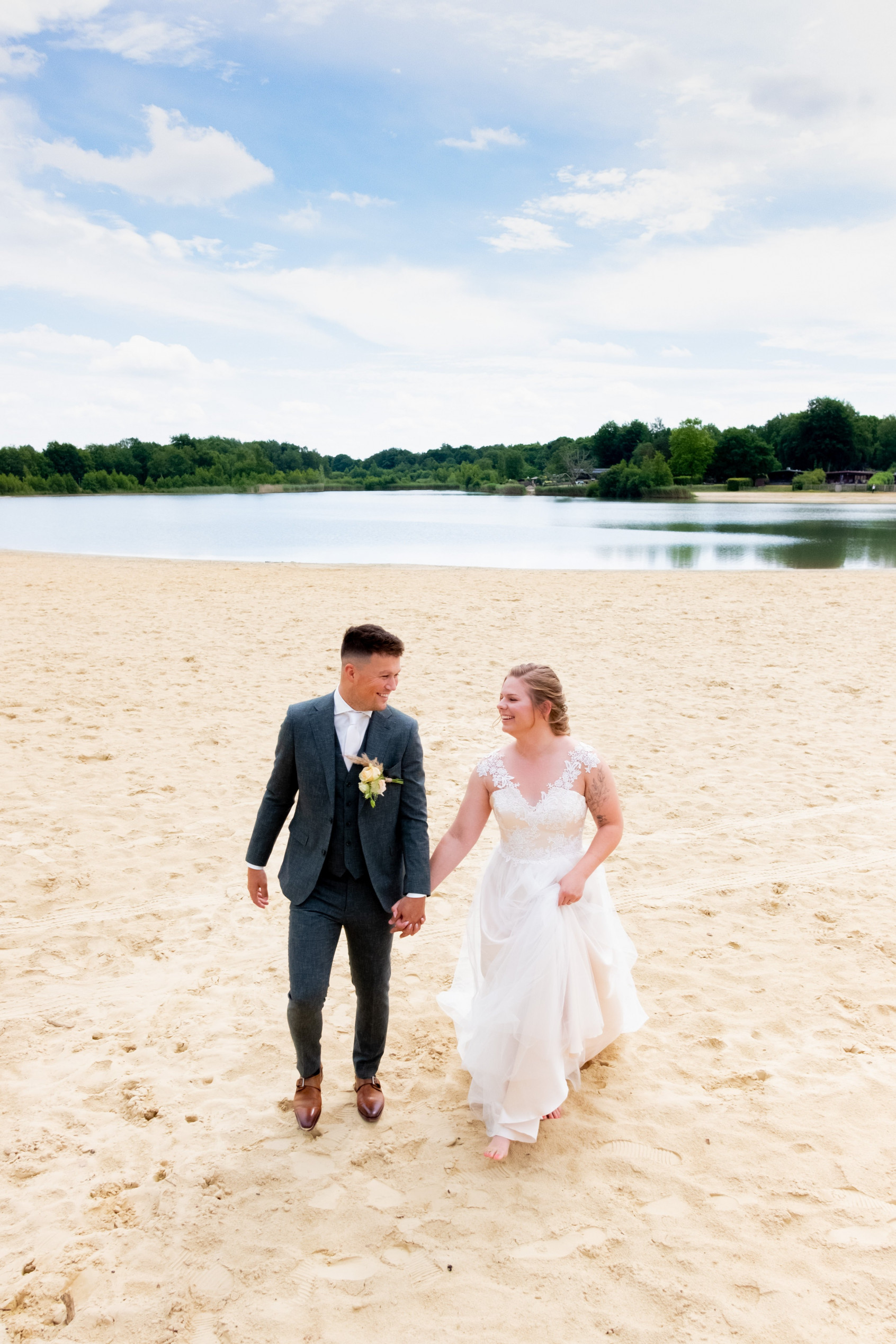 Trouwen aan het strand in Drenthe | ThePerfectWedding.nl